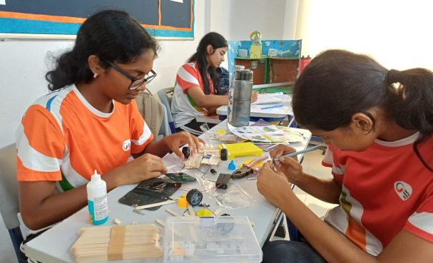 Top 5 benefits of studying at an IGCSE school | GIIS Bangalore